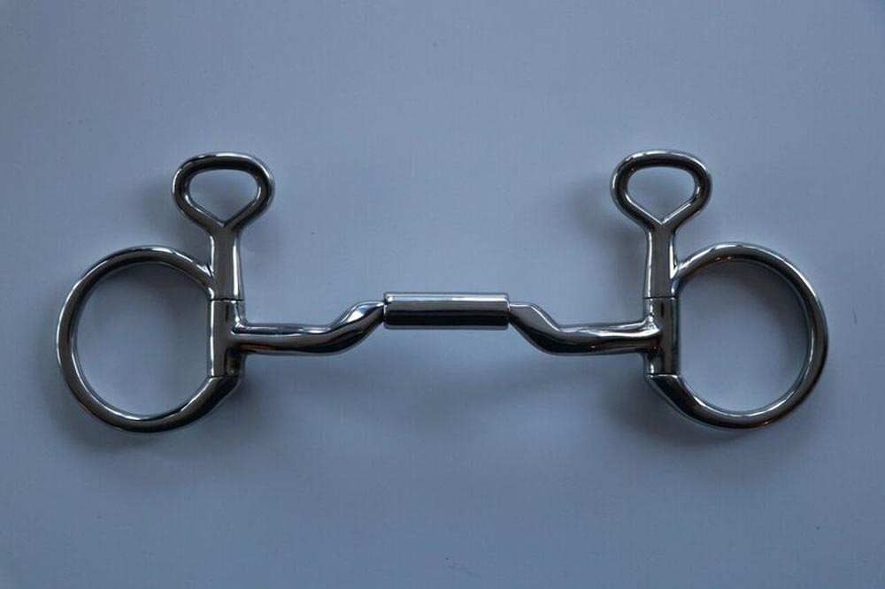 41065/67/68 Myler 06 hanging cheek